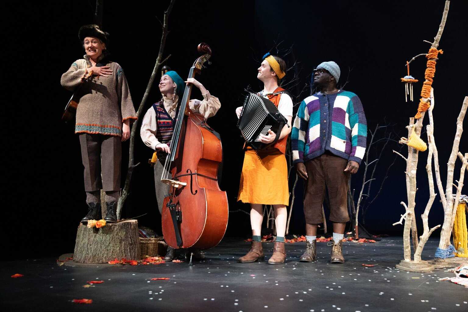 Snow White – Meet the cast! – New International Encounter